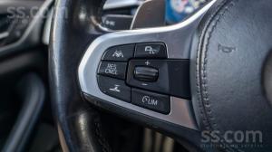 Black BMW 530 2017 in Riga, with an engine capacity of 3.00 L and mileage of 169 thousand km for 24990 €, photo 22 on AUTOMOTO.COM.LV