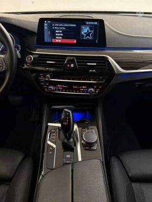 Melns BMW 530 2017 Marijampole, ar dzinēja tilpumu 2.99 L un nobraukumu 261 tūkst. km par 19999 €, foto 25 vietnē AUTOMOTO.COM.LV