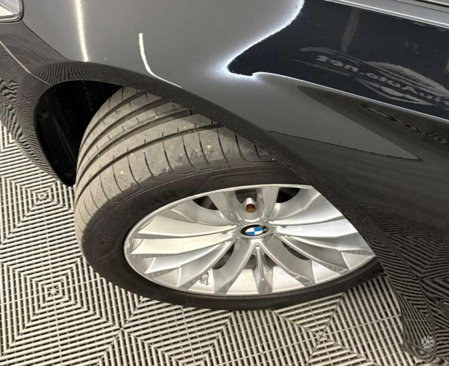 Melns BMW 530 2017 Marijampole, ar dzinēja tilpumu 2.99 L un nobraukumu 261 tūkst. km par 19999 €, foto 30 vietnē AUTOMOTO.COM.LV