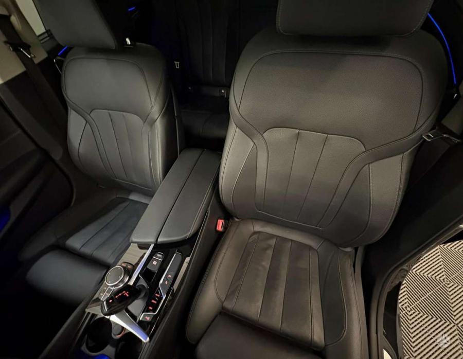 Melns BMW 530 2017 Marijampole, ar dzinēja tilpumu 2.99 L un nobraukumu 261 tūkst. km par 19999 €, foto 31 vietnē AUTOMOTO.COM.LV