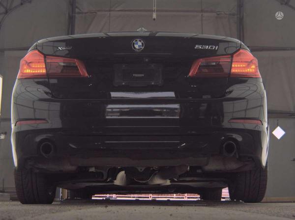BMW 530 2017 in Ukmerge on AUTOMOTO.COM.LV Black BMW 530 2017 in Ukmerge, with an engine capacity of 2.00 L and mileage of 252 thousand km for 11500 β¬, photo 6 on AUTOMOTO.COM.LV