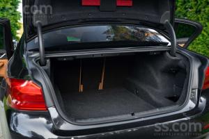 Black BMW 530 2017 in Riga, with an engine capacity of 3.00 L and mileage of 233 thousand km for 23900 €, photo 9 on AUTOMOTO.COM.LV