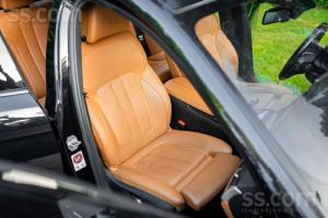 Black BMW 530 2017 in Riga, with an engine capacity of 3.00 L and mileage of 233 thousand km for 23900 €, photo 15 on AUTOMOTO.COM.LV
