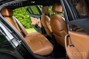Black BMW 530 2017 in Riga, with an engine capacity of 3.00 L and mileage of 233 thousand km for 23900 €, photo 17 on AUTOMOTO.COM.LV