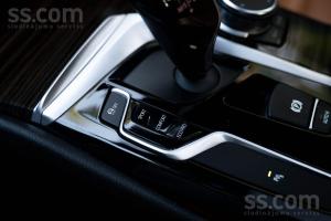 Black BMW 530 2017 in Riga, with an engine capacity of 3.00 L and mileage of 233 thousand km for 23900 €, photo 26 on AUTOMOTO.COM.LV