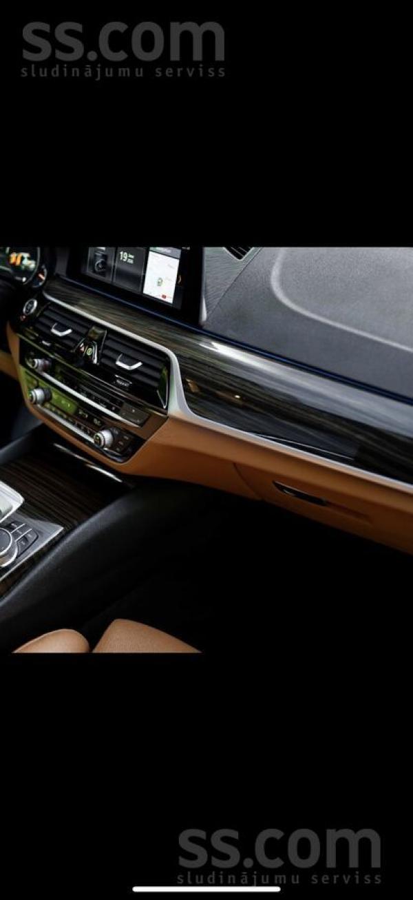 BMW 530 2017 in Riga on AUTOMOTO.COM.LV Black BMW 530 2017 in Riga, with an engine capacity of 3.00 L and mileage of 233 thousand km for 23900 €, photo 4 on AUTOMOTO.COM.LV