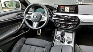 Black BMW 530 2017 in Vilnius, with an engine capacity of 3.00 L and mileage of 144 thousand km for 27200 €, photo 16 on AUTOMOTO.COM.LV
