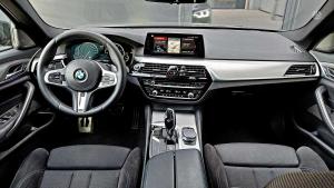 Black BMW 530 2017 in Vilnius, with an engine capacity of 3.00 L and mileage of 144 thousand km for 27200 €, photo 24 on AUTOMOTO.COM.LV