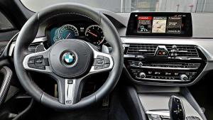 Black BMW 530 2017 in Vilnius, with an engine capacity of 3.00 L and mileage of 144 thousand km for 27200 €, photo 25 on AUTOMOTO.COM.LV