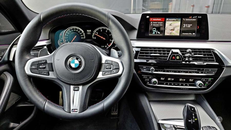 Black BMW 530 2017 in Vilnius, with an engine capacity of 3.00 L and mileage of 144 thousand km for 27200 €, photo 25 on AUTOMOTO.COM.LV