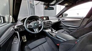 Black BMW 530 2017 in Vilnius, with an engine capacity of 3.00 L and mileage of 144 thousand km for 27200 €, photo 32 on AUTOMOTO.COM.LV
