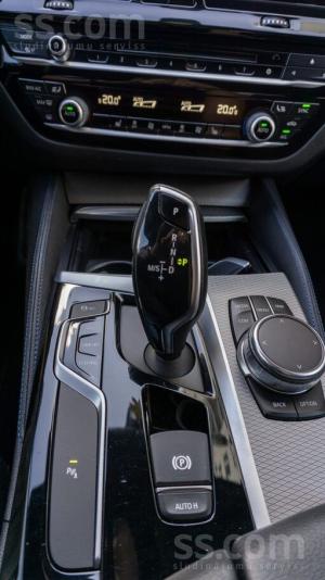 Melns BMW 530 2017 Rīga, ar dzinēja tilpumu 3.00 L un nobraukumu 169 tūkst. km par 23590 €, foto 16 vietnē AUTOMOTO.COM.LV