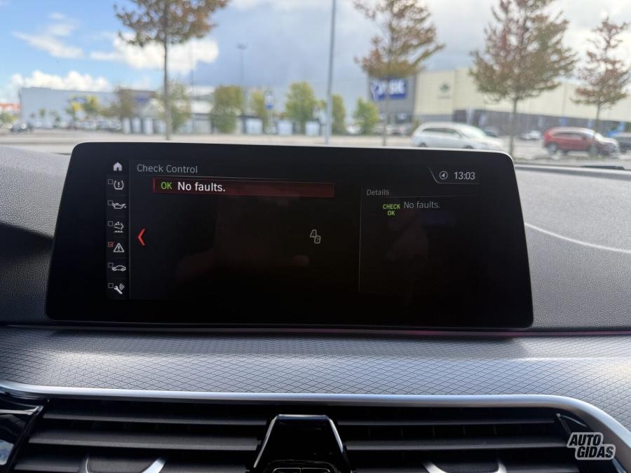 Black BMW 530 2017 in Klaipeda, with an engine capacity of 3.00 L and mileage of 152 thousand km for 24000 €, photo 10 on AUTOMOTO.COM.LV