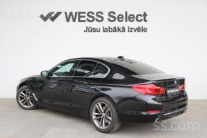 Black BMW 530 2018 in Riga, with an engine capacity of 3.00 L and mileage of 203 thousand km for 23400 €, photo 3 on AUTOMOTO.COM.LV