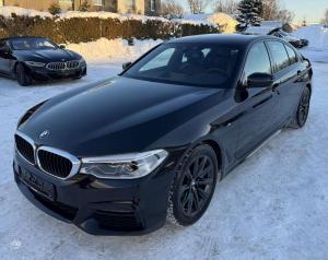 Melns BMW 530 2018 Panevēža, ar dzinēja tilpumu 2.99 L un nobraukumu 296 tūkst. km par 19300 €, foto 2 vietnē AUTOMOTO.COM.LV
