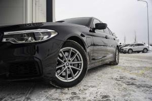 Black BMW 530 2018 in Vilnius, with an engine capacity of 2.00 L and mileage of 115 thousand km for 21900 €, photo 12 on AUTOMOTO.COM.LV