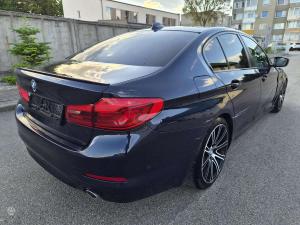 Black BMW 530 2018 in Mazeikiai, with an engine capacity of 2.00 L and mileage of 212 thousand km for 15800 €, photo 5 on AUTOMOTO.COM.LV
