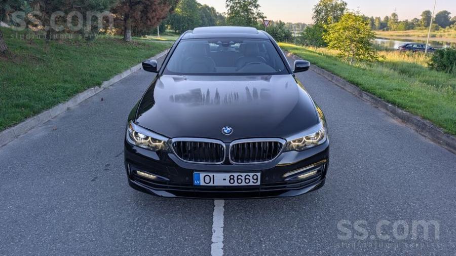 Black BMW 530 2018 in Ogre, with an engine capacity of 2.00 L and mileage of 83 thousand km for 24500 €, photo 3 on AUTOMOTO.COM.LV