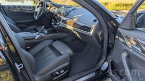 Black BMW 530 2018 in Ogre, with an engine capacity of 2.00 L and mileage of 83 thousand km for 24500 €, photo 16 on AUTOMOTO.COM.LV