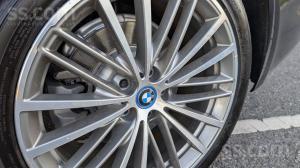 Black BMW 530 2018 in Ogre, with an engine capacity of 2.00 L and mileage of 83 thousand km for 24500 €, photo 34 on AUTOMOTO.COM.LV