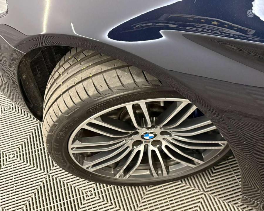 Melns BMW 530 2018 Marijampole, ar dzinēja tilpumu 2.99 L un nobraukumu 182 tūkst. km par 24500 €, foto 17 vietnē AUTOMOTO.COM.LV