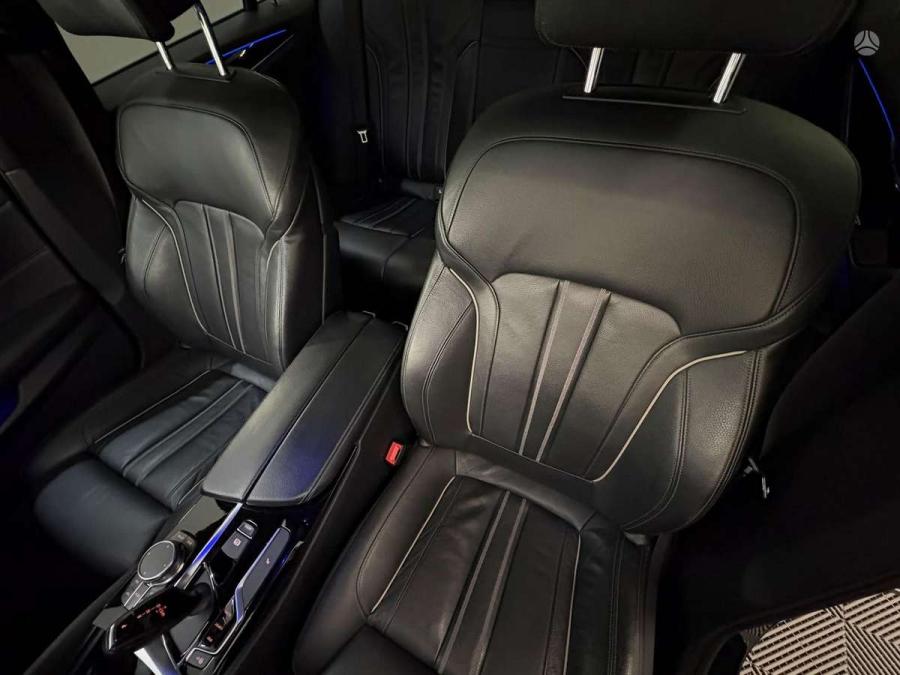 Melns BMW 530 2018 Marijampole, ar dzinēja tilpumu 2.99 L un nobraukumu 182 tūkst. km par 24500 €, foto 24 vietnē AUTOMOTO.COM.LV
