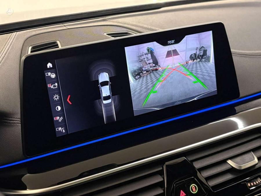 Melns BMW 530 2018 Marijampole, ar dzinēja tilpumu 2.99 L un nobraukumu 182 tūkst. km par 24500 €, foto 34 vietnē AUTOMOTO.COM.LV