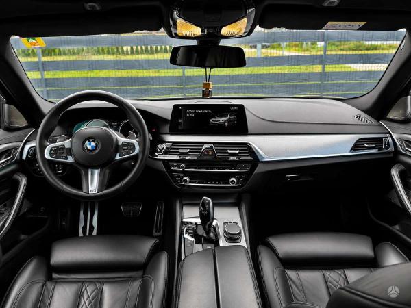 Melns BMW 530 2018 Rīga, ar dzinēja tilpumu 2.00 L un nobraukumu 223 tūkst. km par 27900 €, foto 9 vietnē AUTOMOTO.COM.LV