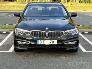 Black BMW 530 2018 in Riga, with an engine capacity of 3.00 L and mileage of 165 thousand km for 19990 €, photo 3 on AUTOMOTO.COM.LV