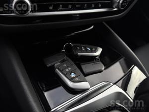 Black BMW 530 2018 in Riga, with an engine capacity of 3.00 L and mileage of 165 thousand km for 19990 €, photo 25 on AUTOMOTO.COM.LV