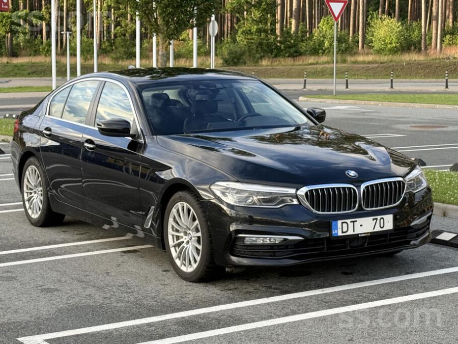Black BMW 530 2018 in Riga, with an engine capacity of 3.00 L and mileage of 165 thousand km for 19990 €, photo 27 on AUTOMOTO.COM.LV