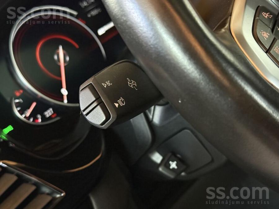 Black BMW 530 2018 in Tukums, with an engine capacity of 2.00 L and mileage of 200 thousand km for 22499 €, photo 18 on AUTOMOTO.COM.LV