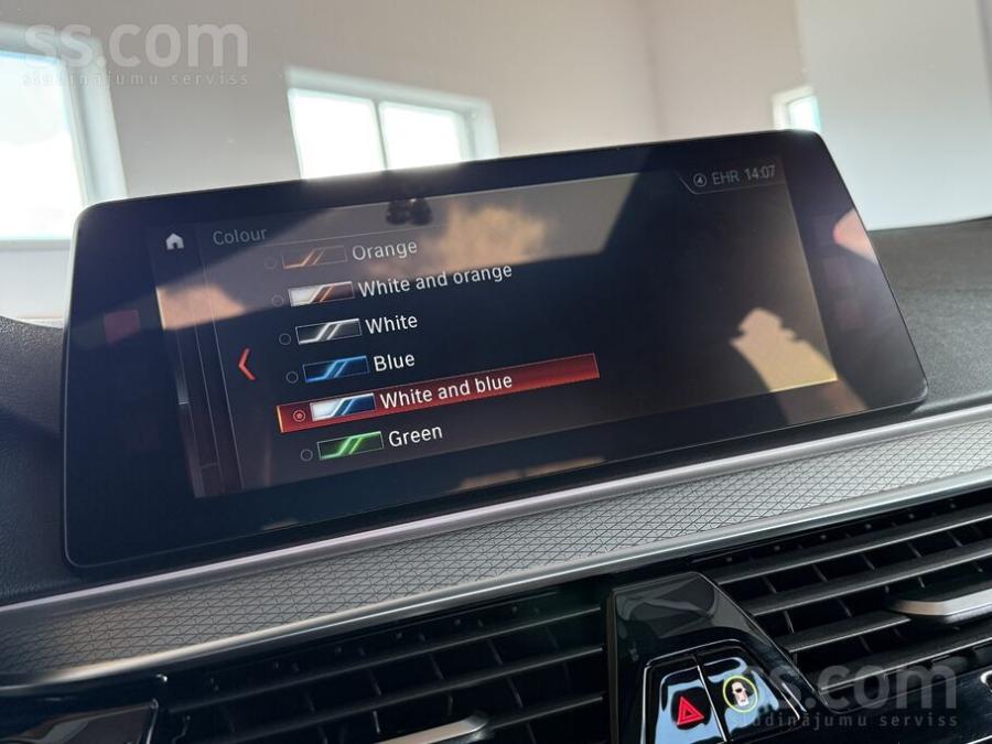 Black BMW 530 2018 in Tukums, with an engine capacity of 2.00 L and mileage of 200 thousand km for 22499 €, photo 21 on AUTOMOTO.COM.LV