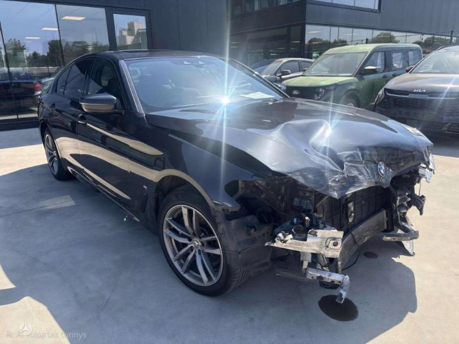 Black BMW 530 2018 in Vilnius, with an engine capacity of 2.00 L and mileage of 63 thousand km for 14500 €, photo 1 on AUTOMOTO.COM.LV