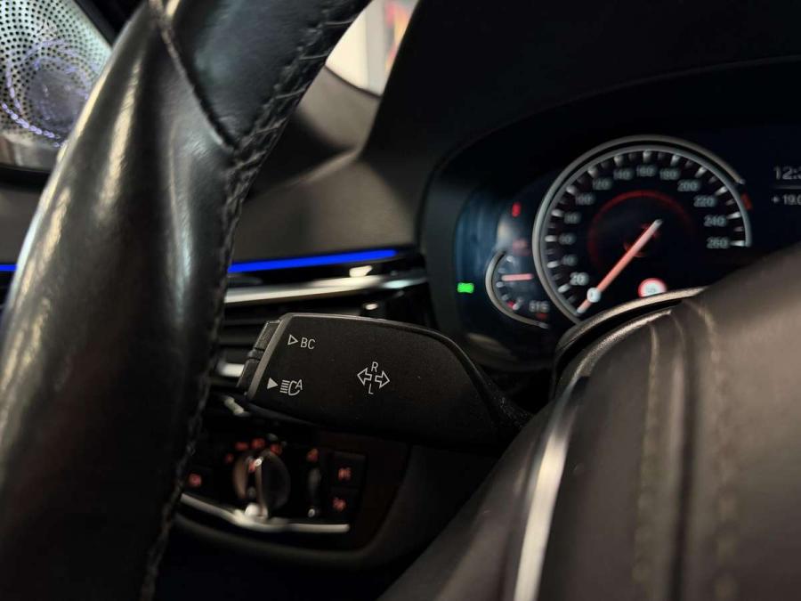 Melns BMW 530 2018 Klaipėda, ar dzinēja tilpumu 2.99 L un nobraukumu 259 tūkst. km par 21900 €, foto 37 vietnē AUTOMOTO.COM.LV