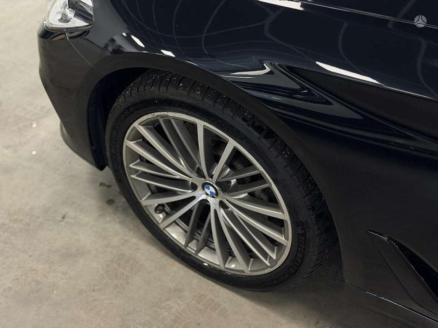 Melns BMW 530 2018 Klaipėda, ar dzinēja tilpumu 2.99 L un nobraukumu 259 tūkst. km par 21900 €, foto 41 vietnē AUTOMOTO.COM.LV