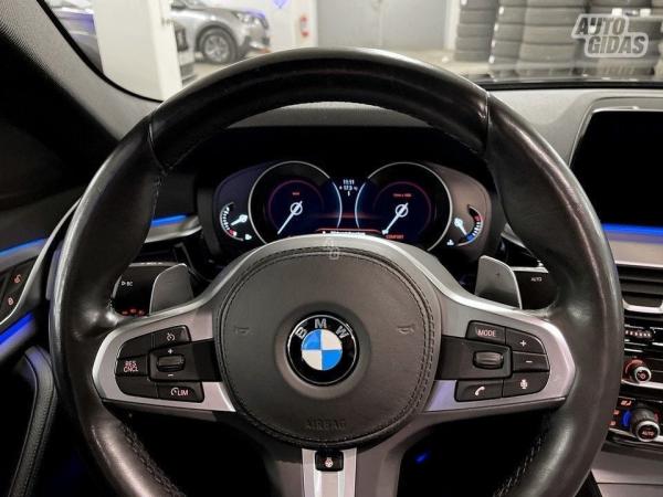 Black BMW 530 2019 in Kaunas, with an engine capacity of 0.00 L and mileage of 47 thousand km for 34759 €, photo 8 on AUTOMOTO.COM.LV