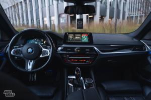 Black BMW 530 2019 in Vilnius, with an engine capacity of 3.00 L and mileage of 195 thousand km for 25990 €, photo 13 on AUTOMOTO.COM.LV