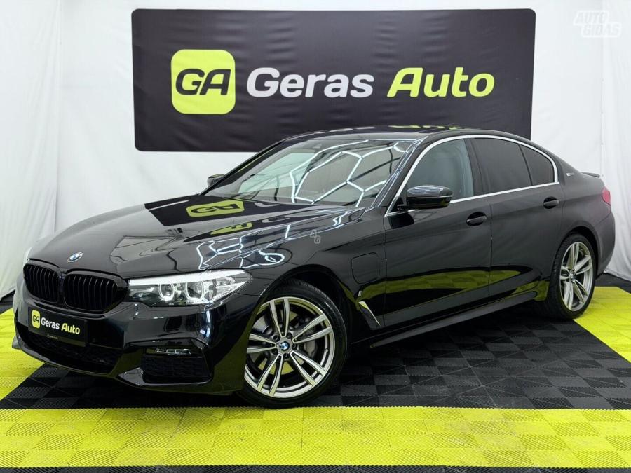 Black BMW 530 2019 in Avizieniai, with an engine capacity of 2.00 L and mileage of 123 thousand km for 22190 €, photo 1 on AUTOMOTO.COM.LV