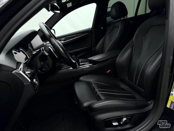 Black BMW 530 2019 in Avizieniai, with an engine capacity of 2.00 L and mileage of 123 thousand km for 22190 €, photo 10 on AUTOMOTO.COM.LV