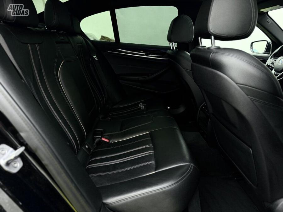 Black BMW 530 2019 in Avizieniai, with an engine capacity of 2.00 L and mileage of 123 thousand km for 22190 €, photo 15 on AUTOMOTO.COM.LV