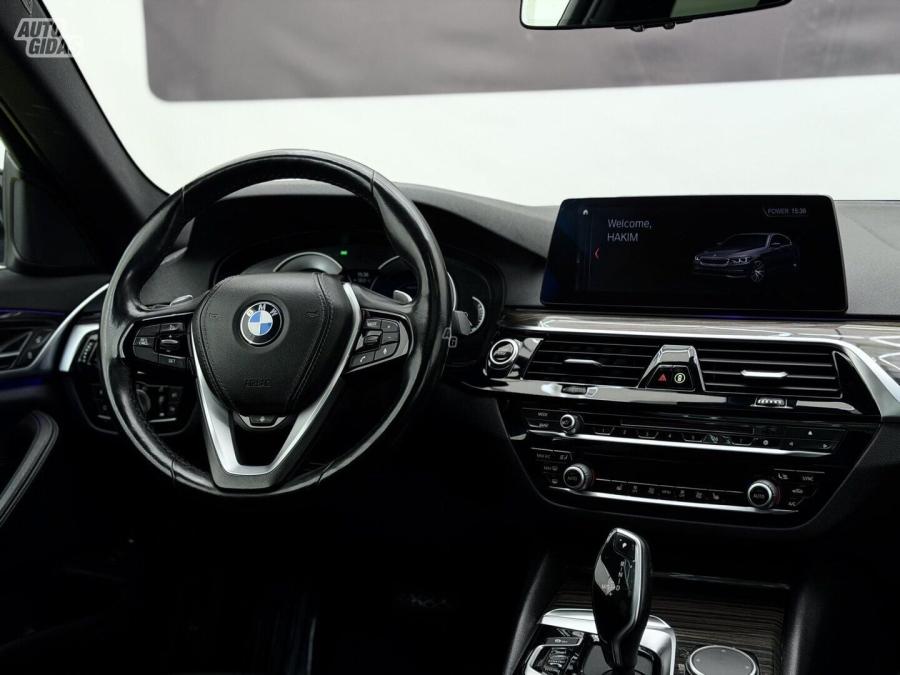 Black BMW 530 2019 in Avizieniai, with an engine capacity of 2.00 L and mileage of 123 thousand km for 22190 €, photo 19 on AUTOMOTO.COM.LV