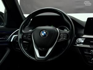 Black BMW 530 2019 in Avizieniai, with an engine capacity of 2.00 L and mileage of 123 thousand km for 22190 €, photo 20 on AUTOMOTO.COM.LV