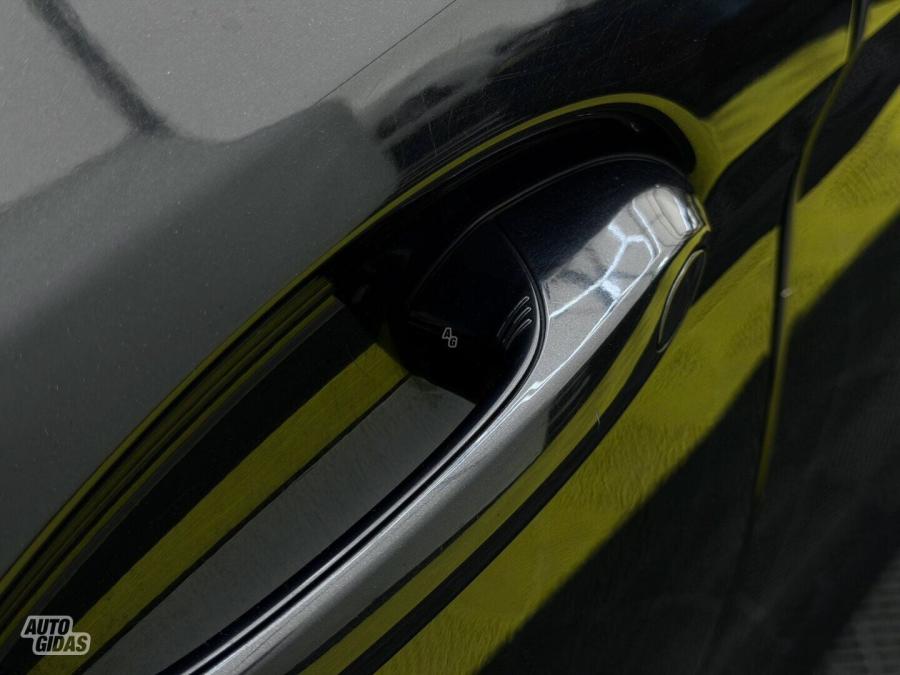 Black BMW 530 2019 in Avizieniai, with an engine capacity of 2.00 L and mileage of 123 thousand km for 22190 €, photo 21 on AUTOMOTO.COM.LV
