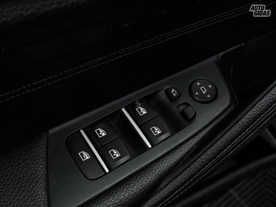 Black BMW 530 2019 in Avizieniai, with an engine capacity of 2.00 L and mileage of 123 thousand km for 22190 €, photo 22 on AUTOMOTO.COM.LV