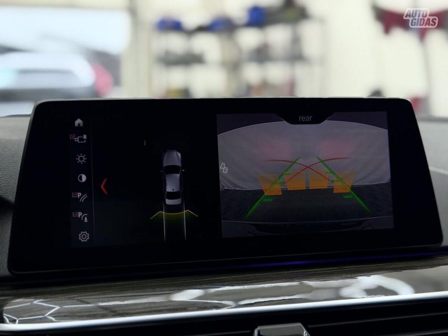 Black BMW 530 2019 in Avizieniai, with an engine capacity of 2.00 L and mileage of 123 thousand km for 22190 €, photo 27 on AUTOMOTO.COM.LV