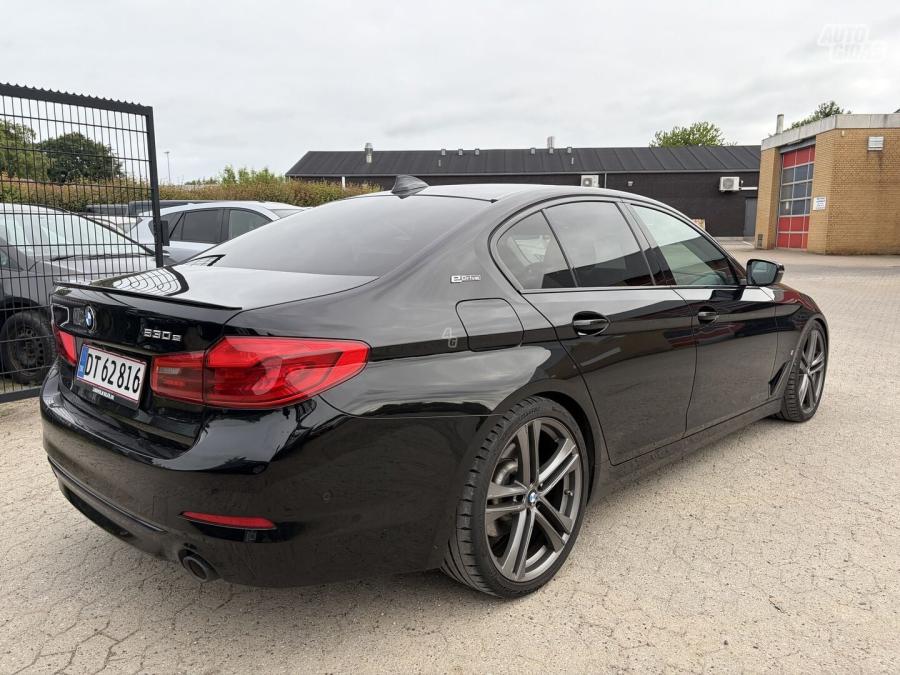 Melns BMW 530 2019 Viļņa, ar dzinēja tilpumu 2.00 L un nobraukumu 210 tūkst. km par 18900 €, foto 4 vietnē AUTOMOTO.COM.LV