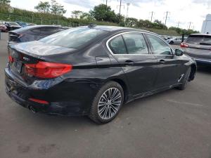 Black BMW 530 2019 in Vilnius, with an engine capacity of 2.00 L and mileage of 160 thousand km for 12500 €, photo 3 on AUTOMOTO.COM.LV