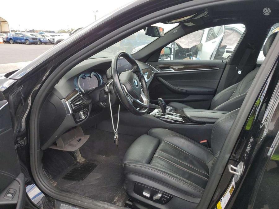Black BMW 530 2019 in Vilnius, with an engine capacity of 2.00 L and mileage of 160 thousand km for 12500 €, photo 4 on AUTOMOTO.COM.LV