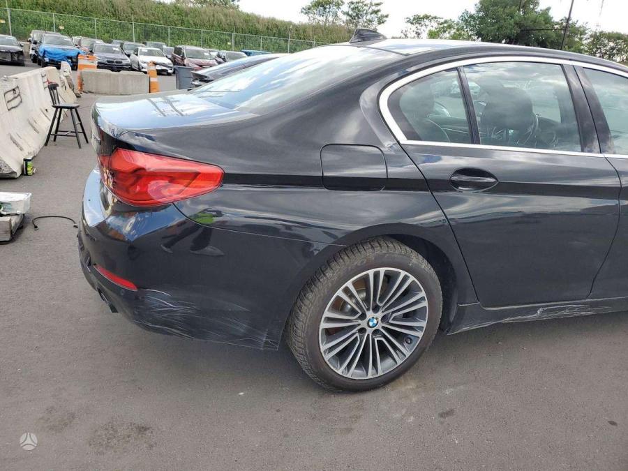 Black BMW 530 2019 in Vilnius, with an engine capacity of 2.00 L and mileage of 160 thousand km for 12500 €, photo 7 on AUTOMOTO.COM.LV